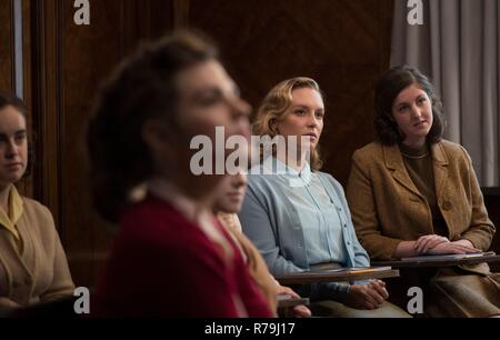 Original Film Title: ANNIE. English Title: ANNIE. Film Director: ROB ...