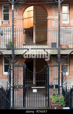 Edinburgh tenement stairwell Stock Photo - Alamy
