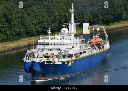 cable layer vessel Stock Photo - Alamy