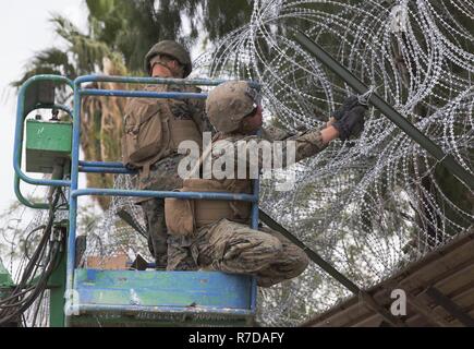 The U.S. port of entry in Andrade, California, USA, a community inside ...