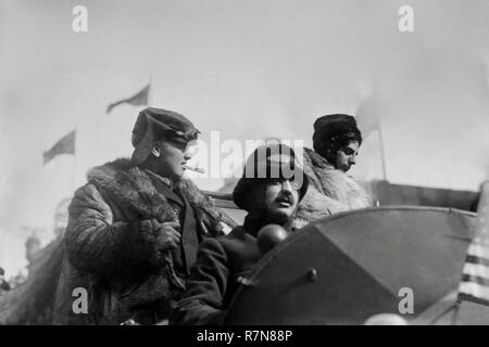 A New York Paris motor race competitor in 1906 Stock Photo - Alamy