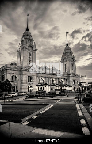 Union Station, Worcester, MA at night Stock Photo - Alamy