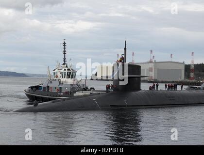 BANGOR, Wash. (March 21, 2017) Cmdr. Gene Severtson, commanding officer ...