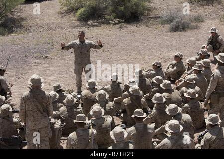 U.S. Marines with Weapons Platoon, Golf Company, 2nd Battalion, 6th ...