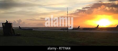 MSN-7 mobile air traffic control tower Stock Photo - Alamy