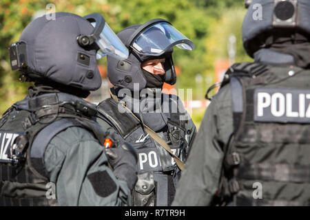 Spezialeinsatzkommandos, SEK, the special response unit of the German ...
