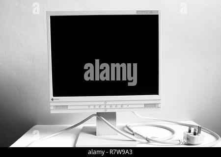 Eizo FlexScan L367 monitor Stock Photo - Alamy