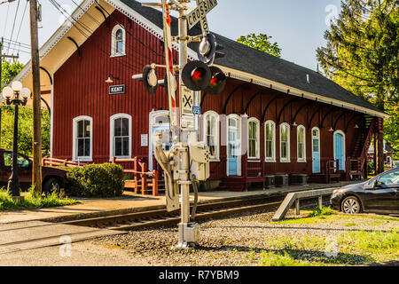 Main Street Kent, Connecticut, USA Stock Photo - Alamy