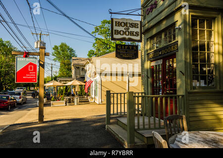 Main Street Kent, Connecticut, USA Stock Photo - Alamy
