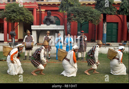 Kolkata`, India. 17th Jan, 2009. Lepcha men and women perform Lepcha ...