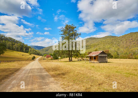 A homestead in the Australian outback Stock Photo - Alamy