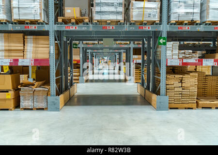 Warehouse aisle in an IKEA store Stock Photo: 75814225 - Alamy