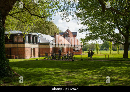 The newly restored Victorian Thames Lido and Spa by the Thames in ...