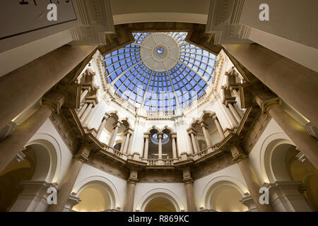 Atrium in the Imperial War Museum London, IWM London, Lambeth Road ...
