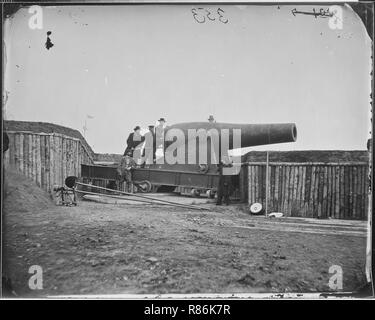 Cannon of largest size mounted in Fort, at Battery Rodgers. This is a ...