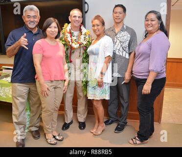 CAPT Mike Saum Aloha Coffee Hour Stock Photo - Alamy