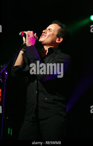 Colombian born singer, Fonseca performs in concert at the James L ...