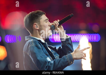 Oberhausen, Deutschland. 30th Nov, 2018. NAMIKA, Singer, Red Carpet ...