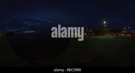 360° view of Thessaloniki - Nea paralia - Alamy