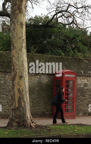 Oxford University student dressed in formal subfusc attire Stock Photo ...
