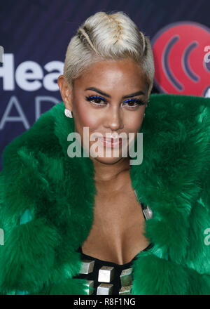 Sibley Scoles attending the 2018 iHeartRadio Music Awards Stock Photo ...