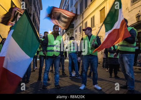 Forza nuova with the yellow vests Sit-in at the French embassy in ...