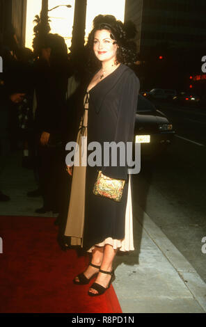 Sherilyn Fenn at the "Boxing Helena" Beverly Hills Premiere on August ...