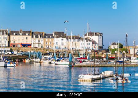 France, Morbihan, Port-Louis, Driasker cove Stock Photo - Alamy