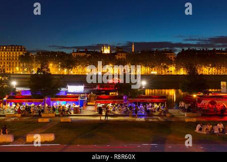 France, Rhône, Lyon, 3rd arrondissement, La Part Dieu district, rue ...