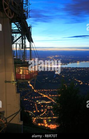 The cable car of the Mont Salève, France Stock Photo - Alamy
