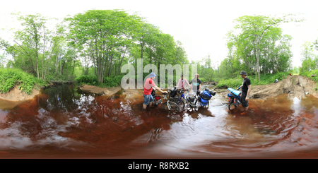 360° view of Crossing the wade with bicycles - Alamy