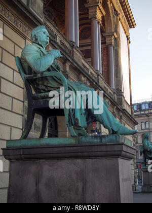 Street art sculpture by Danish street artist TEJN - scrap metal man ...