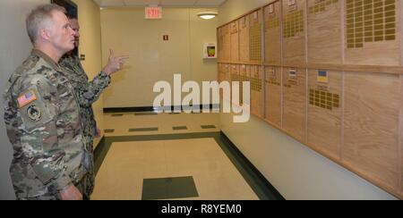 U.S. Army Gen. Tony Thomas, commander of U.S. Special Operations ...