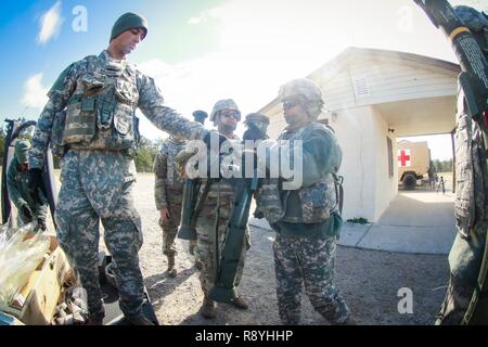 Soldiers from the 122nd Aviation Support Battalion, 82nd Combat ...