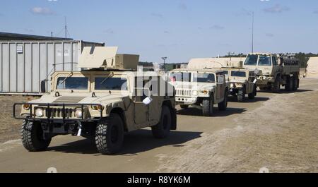 A platoon of military policemen assigned to 423rd Military Police Co ...