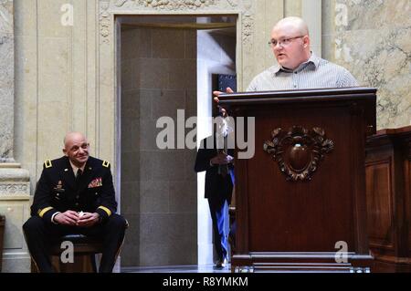Brig. Gen. David O'Donahue, deputy adjutant general of the Wisconsin ...