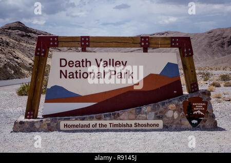 AUGUST 4 2018 - DEATH VALLEY, CALIFORNIA: Sign for Death Valley ...