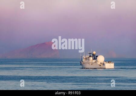 Missile range instrumentation ship USNS Observation Island at Yokohama ...