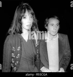 Shelley Duvall Paul Simon 1977 Photo By Adam Scull/PHOTOlink.net Stock ...