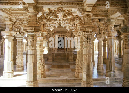 Dilwara Temple, Delvada Temple, Svetambara Jain temple, Delwara Temple ...