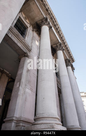 columns, style of construction, architecture, architectural style ...