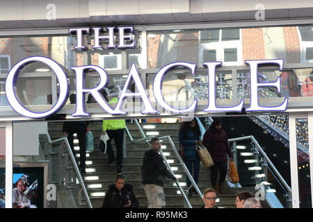 ORACLE SHOPPING CENTRE, READING, UNITED KINGDOM, ARCHITECT UNKNOWN ...
