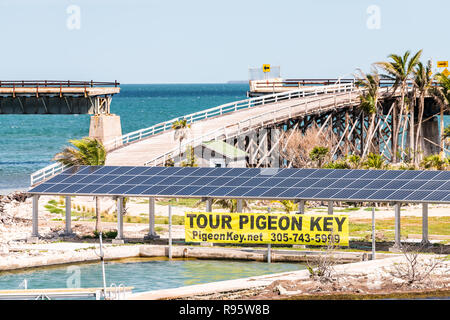 Old Seven Mile bridge sign, Islamorada, Florida Keys Stock Photo - Alamy