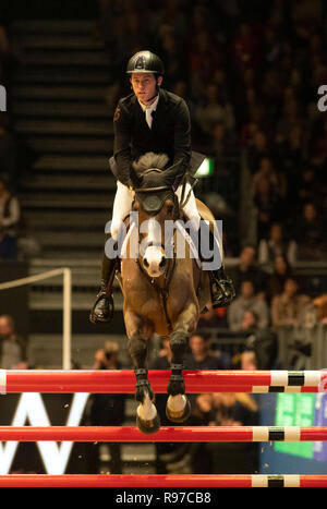 Scott BRASH riding HELLO JEFFERSON, Equestrian, Jumping Team Qualifier ...