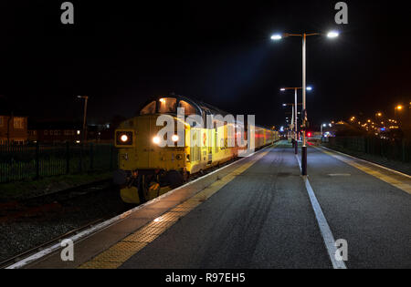 Class 37 diesel locomotive 37099 seen at Kingston Upon Hull on a Colas ...