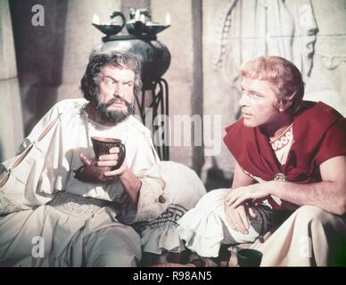ALEXANDER THE GREAT, Richard Burton, Fredric March, 1956 Stock Photo ...