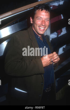 CHINA BEACH (TV) BRIAN WIMMER Stock Photo - Alamy