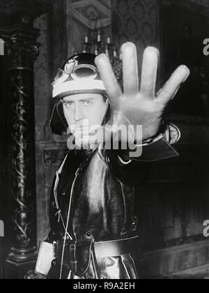 Original Film Title: IL VIGILE. English Title: THE TRAFFIC POLICEMAN ...