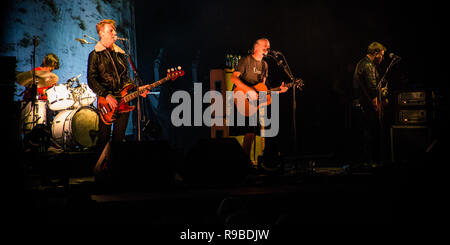 Travis live at o2 apollo Manchester Stock Photo - Alamy