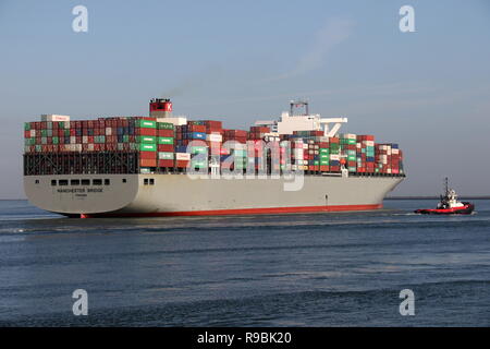 The container ship Manchester Bridge leaves the port of Rotterdam on 16 ...